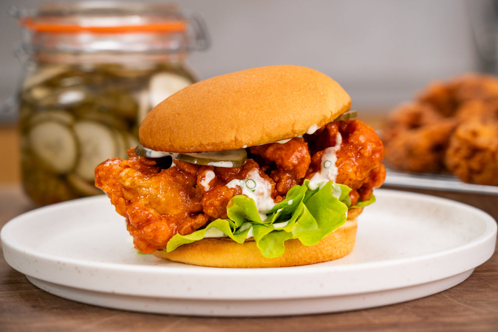 Buffalo chicken burger – Andy Cooks